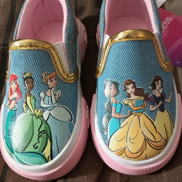 Disney | Shoes | Kids Disney Princess Slipon Sneakers 6 | Poshmark
